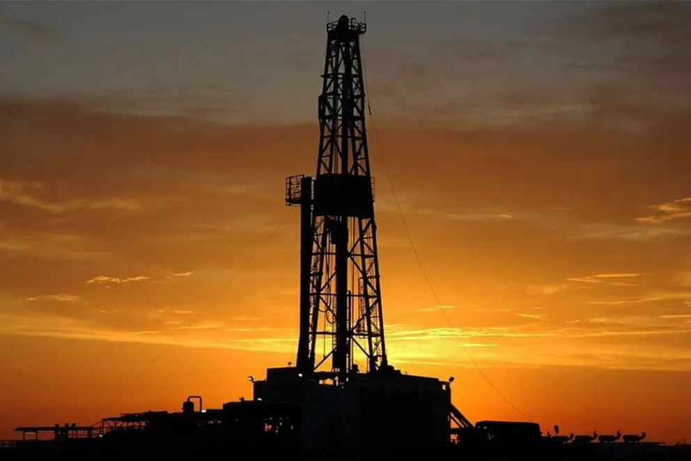 Shell ratificó a Figueroa que continuará operando en Vaca Muerta ...